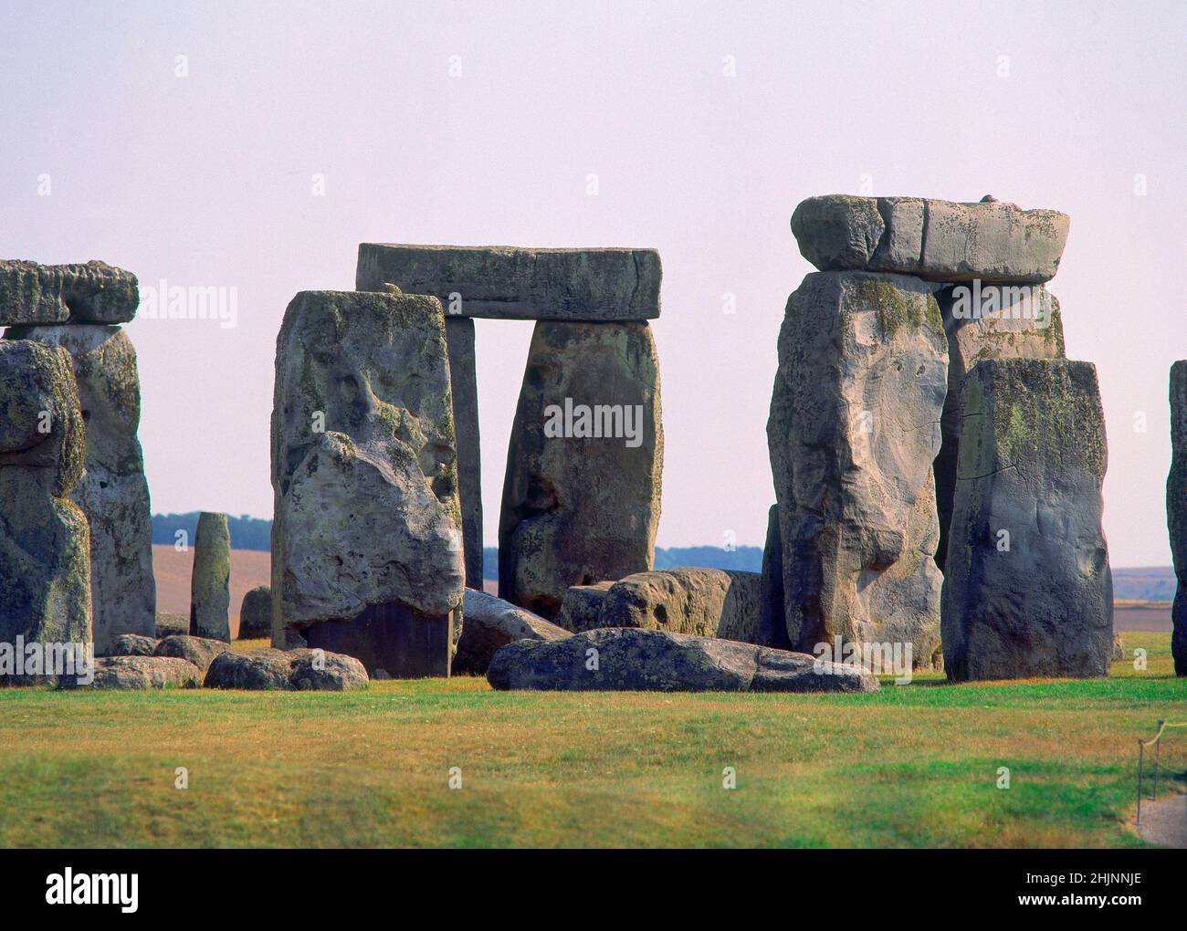 CROMLECH DE STONEHENGE - SANTUARIO UTILIZADO COMO SEPULCRO Y CALENDARIO ...