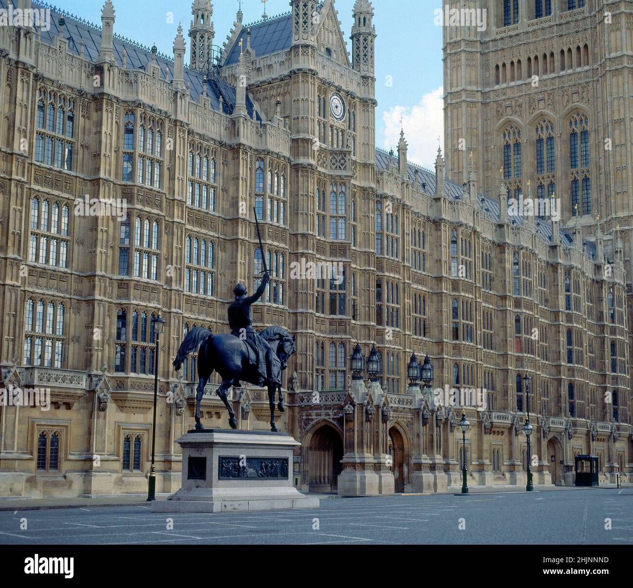 Fachadas de palacio hi-res stock photography and images - Alamy