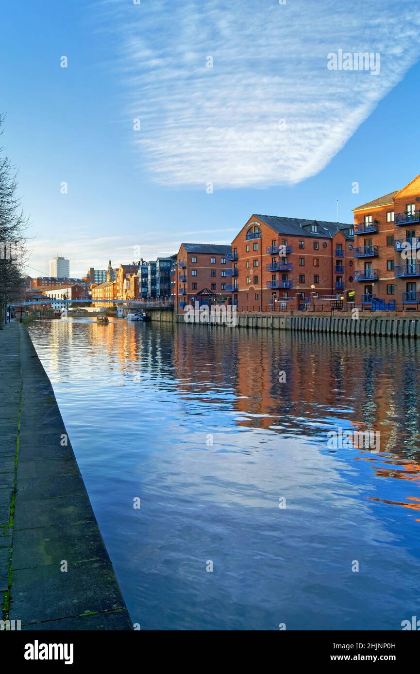 UK, West Yorkshire, Leeds, Looking West near Crown Point Bridge along ...