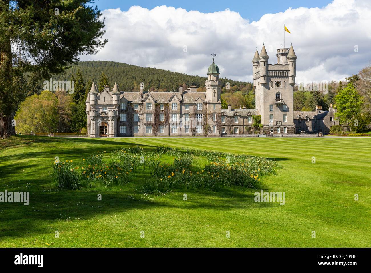 Balmoral estates hi-res stock photography and images - Alamy