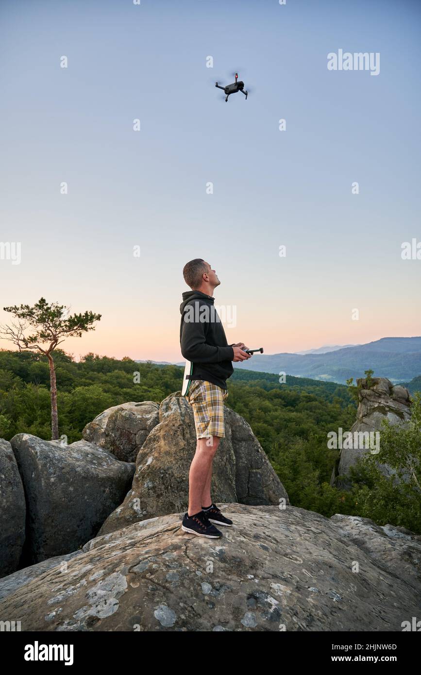 Man using drone hi-res stock photography and images - Alamy