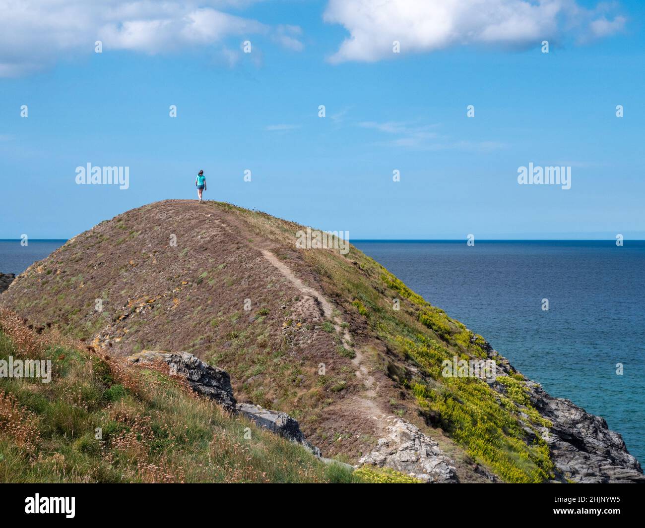 Cornwall cliffs hi-res stock photography and images - Alamy