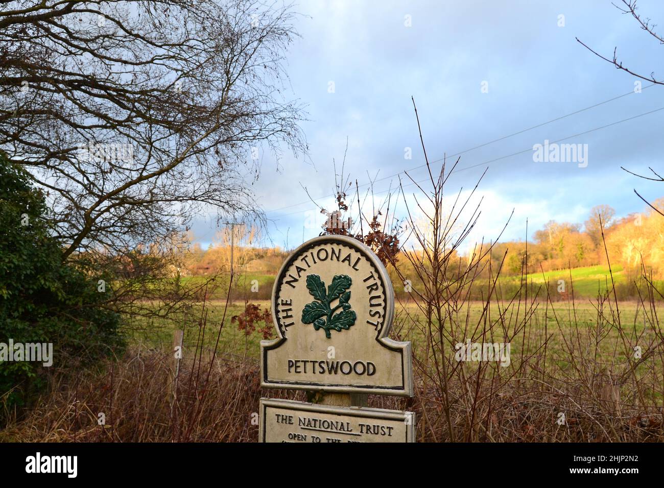 Petts wood sign hi-res stock photography and images - Alamy