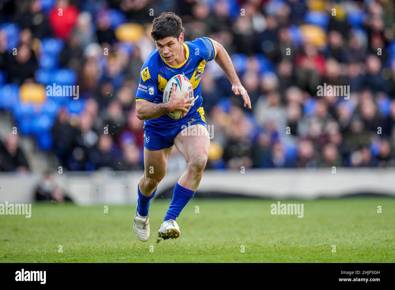 Wimbledon, UK. 19th Jan, 2022. Dean PARATA (9) of London Broncos during ...