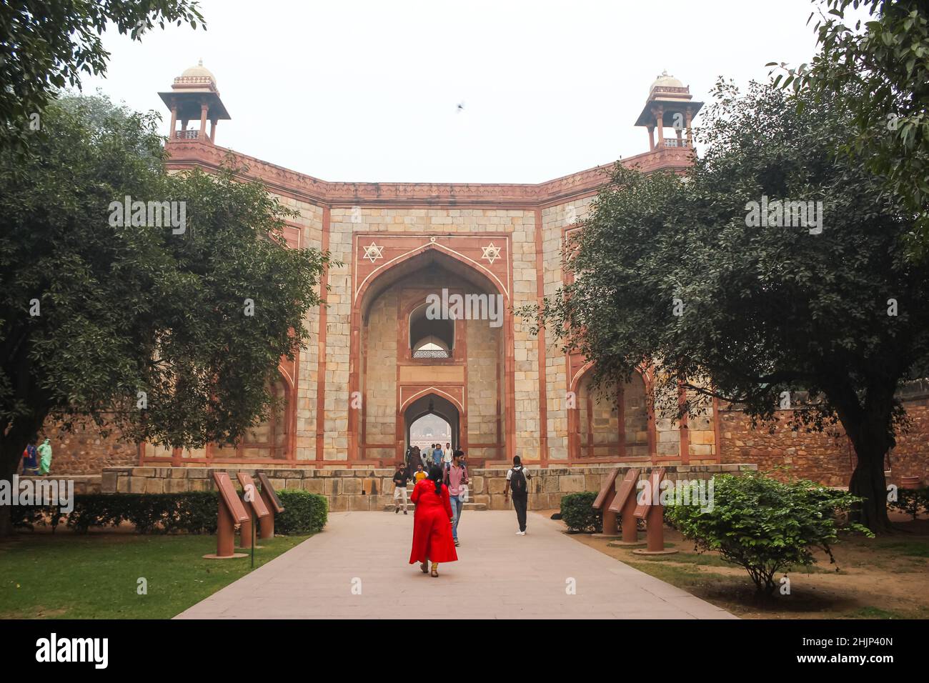 Entrance gate tomb humayun tomb hi-res stock photography and images - Alamy