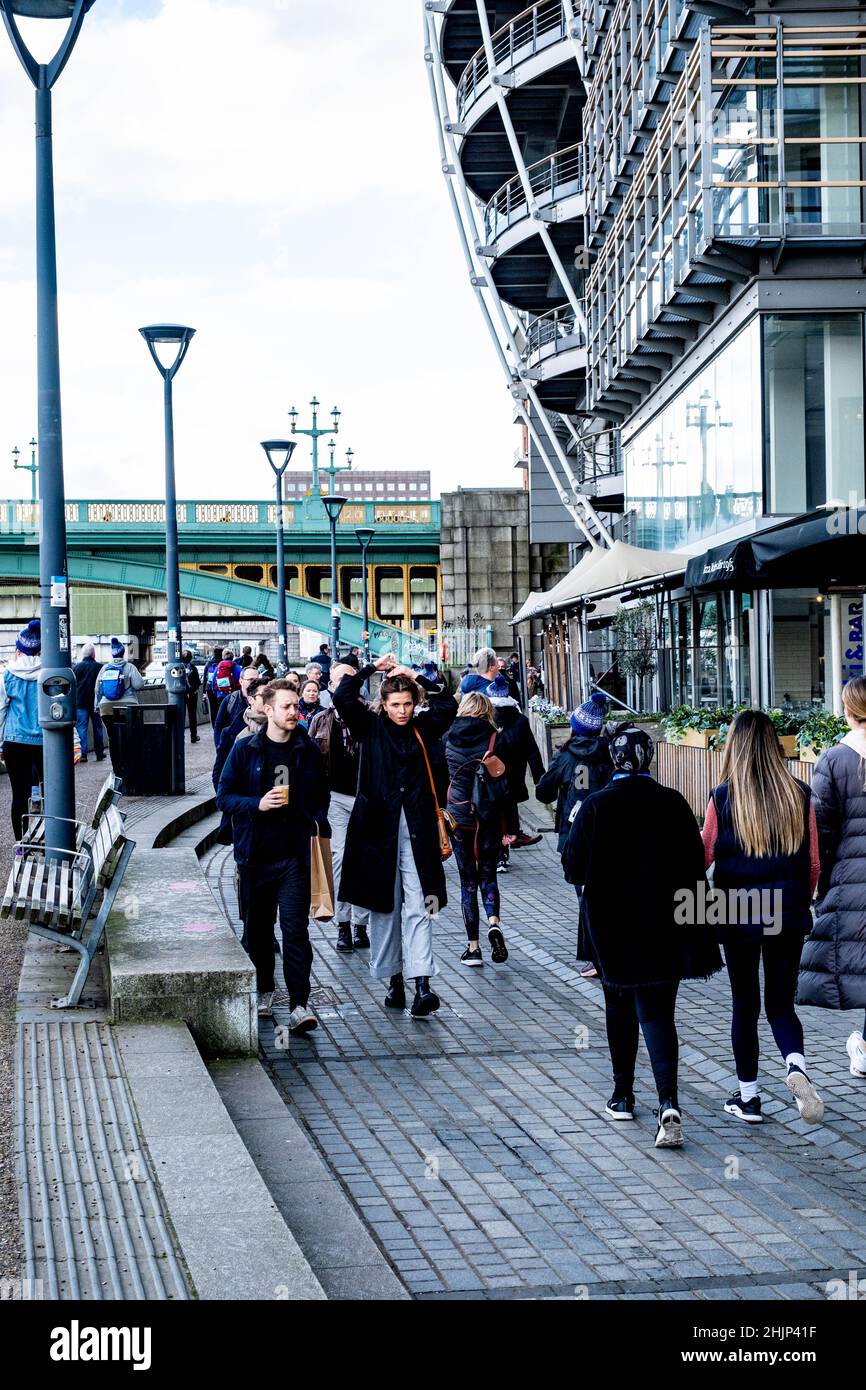 London England UK, 29 January 2022, Crowd of People Walking Along ...