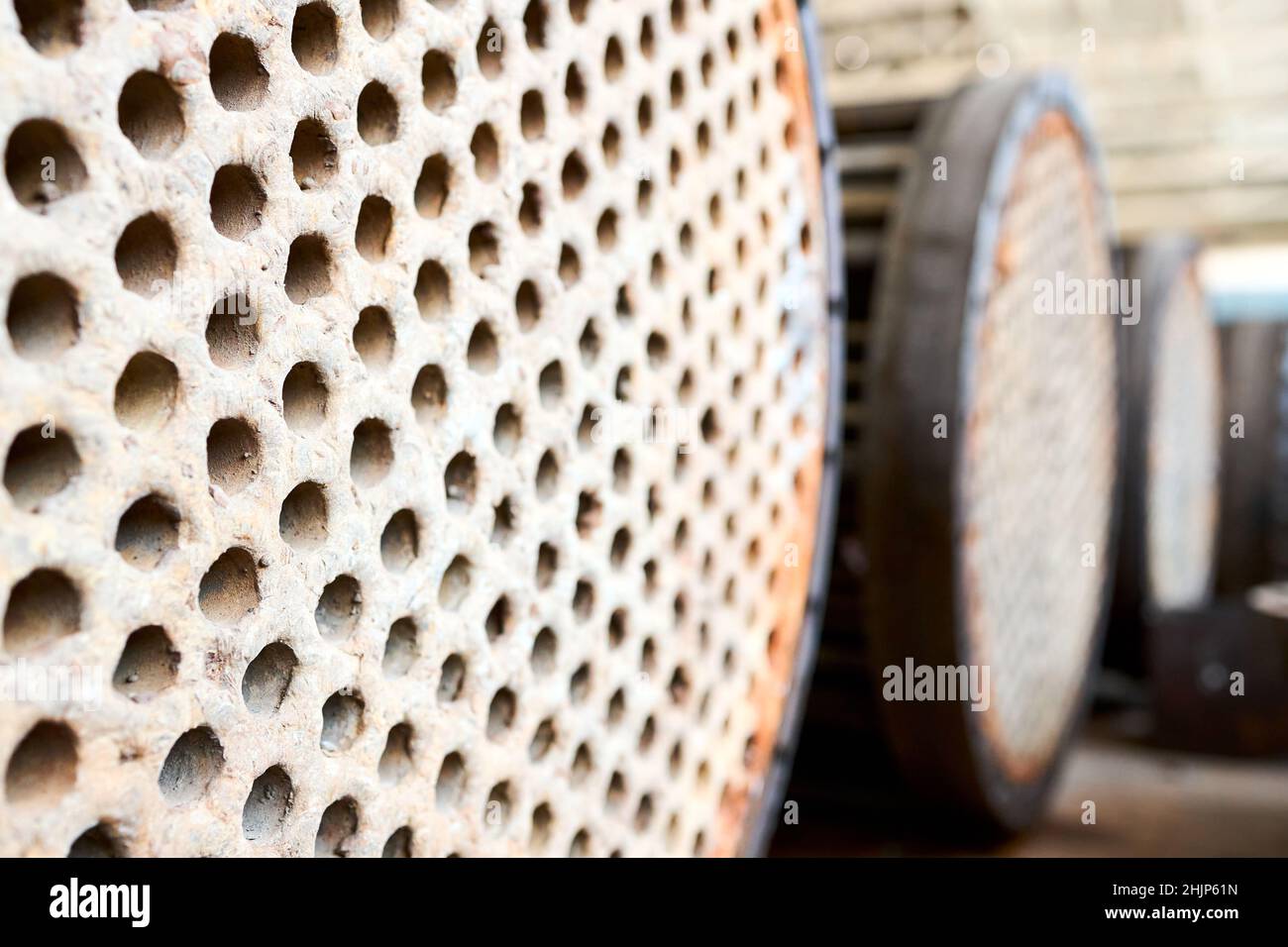 Corrosion, refinery heat exchanger chiller tubes with flange system ...