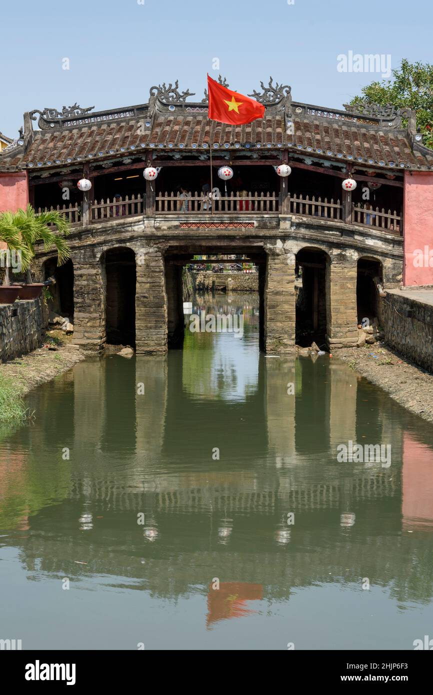 Pagoda in hoi an hi-res stock photography and images - Alamy