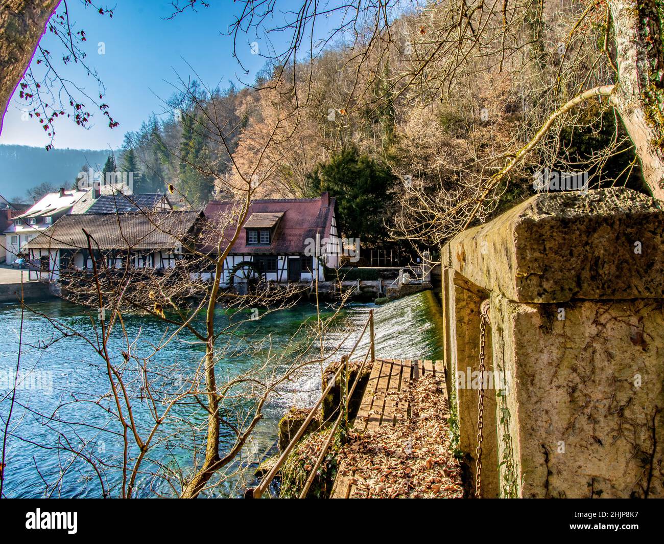 Blue pot lake hi-res stock photography and images - Alamy