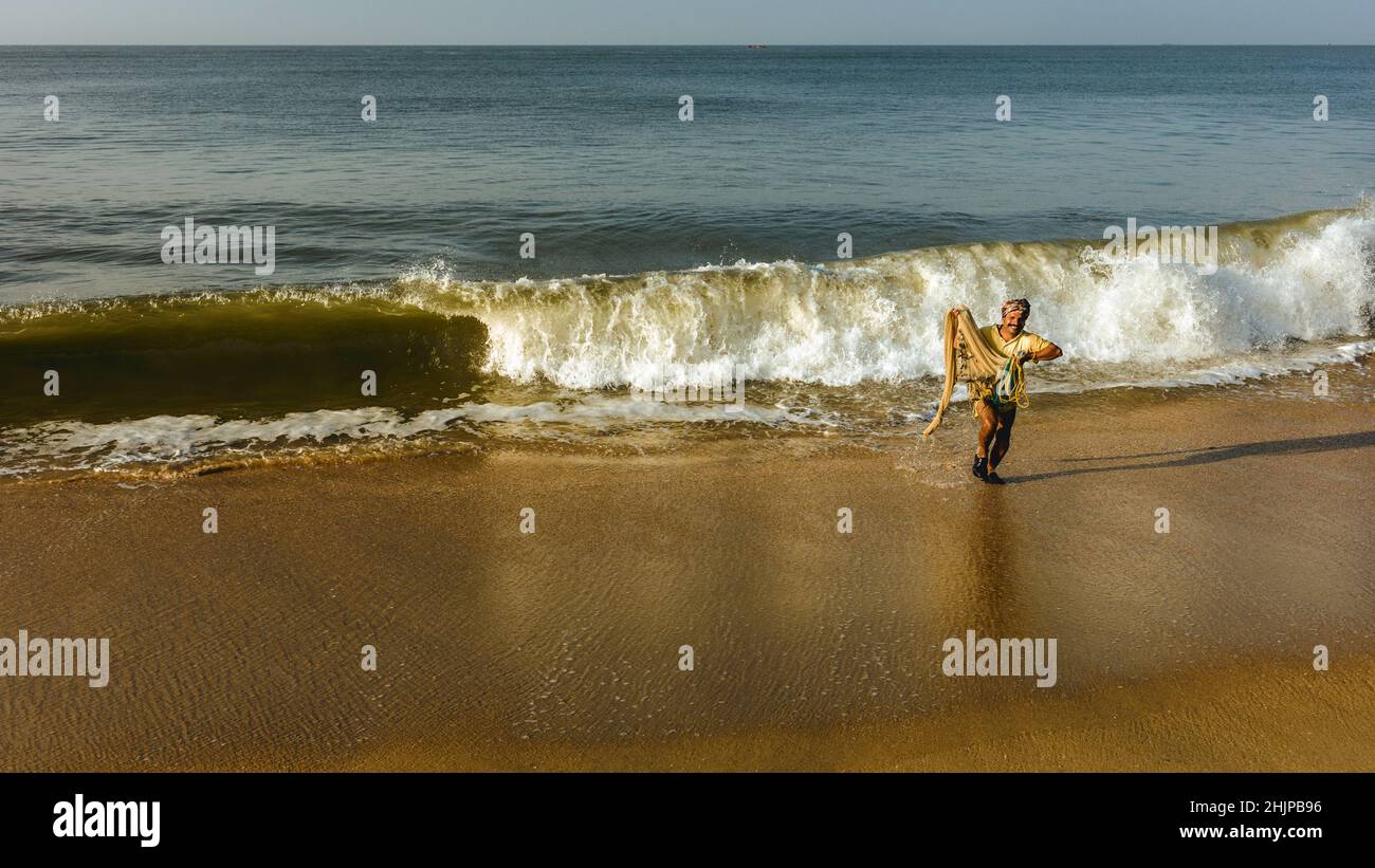 Arabian sea wave danger hi-res stock photography and images - Alamy