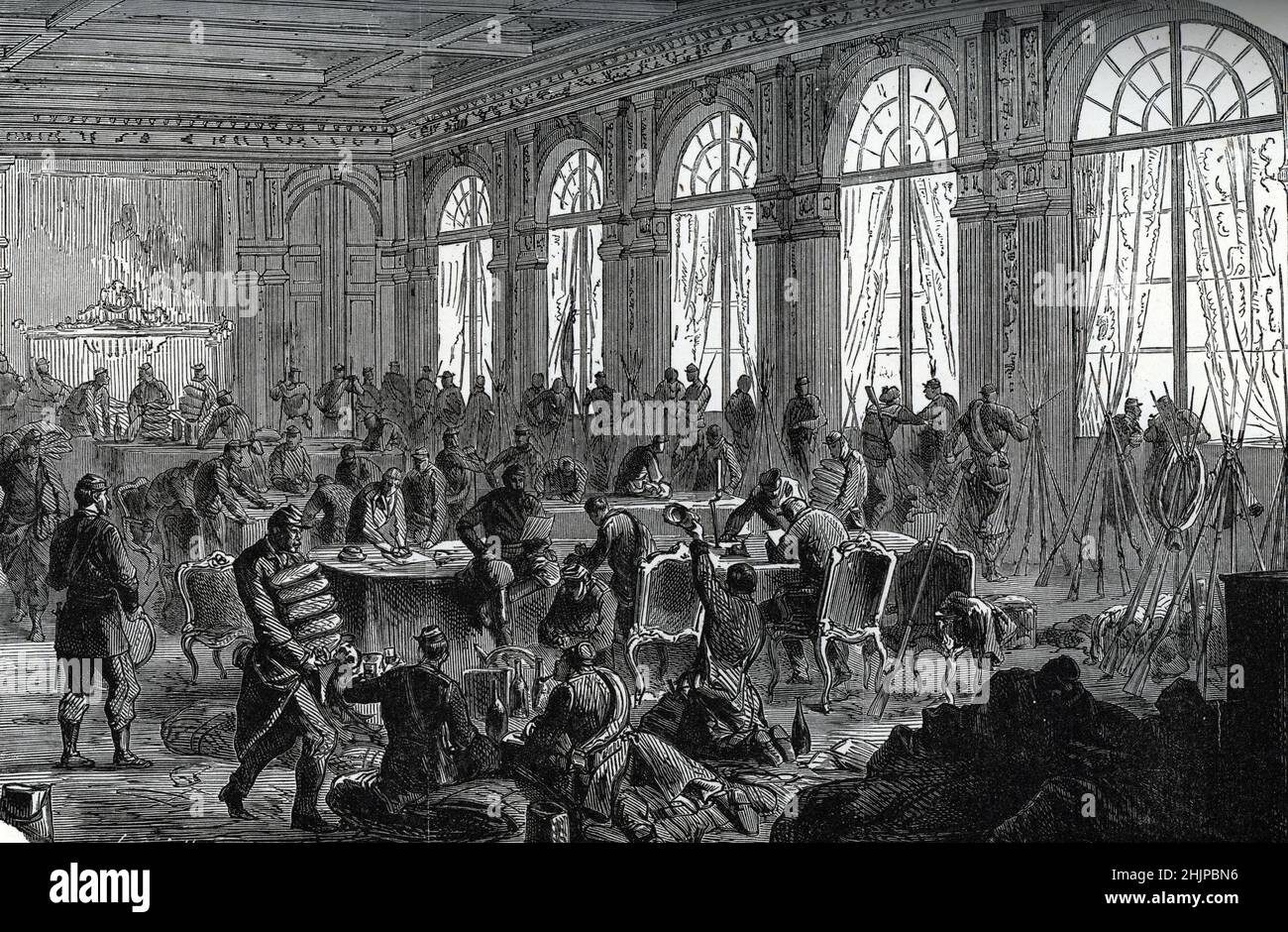 Commune de Paris, mars 1871 : la salle du trone de l'Hotel de ville de ...