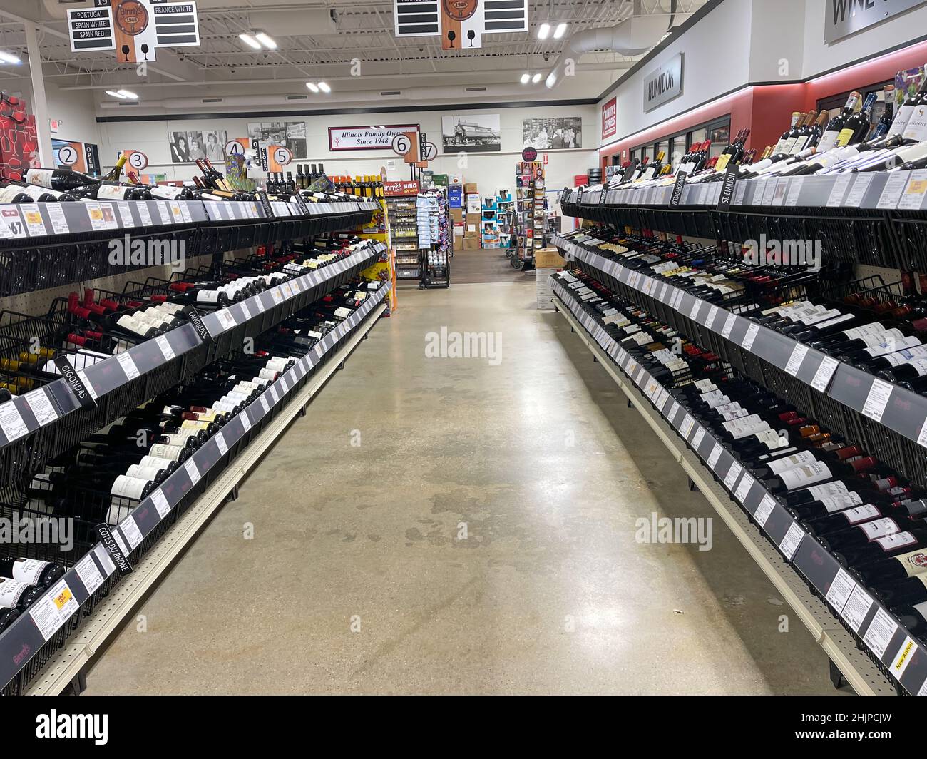 Walmart store vintage hi-res stock photography and images - Alamy