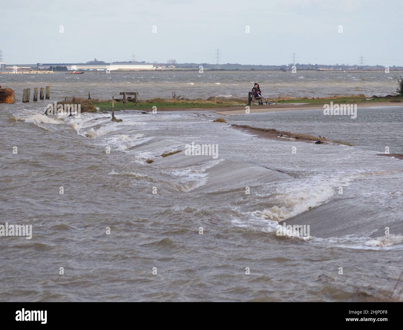 Medway, Kent, UK. 31st Jan, 2022. UK Weather: a surge tide caused high ...
