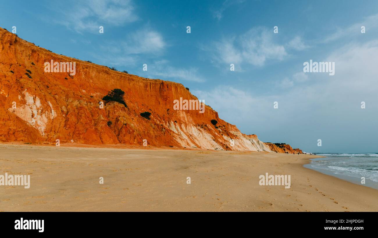 Falesia beach in Albufeira, Algarve region, Portugal Stock Photo - Alamy