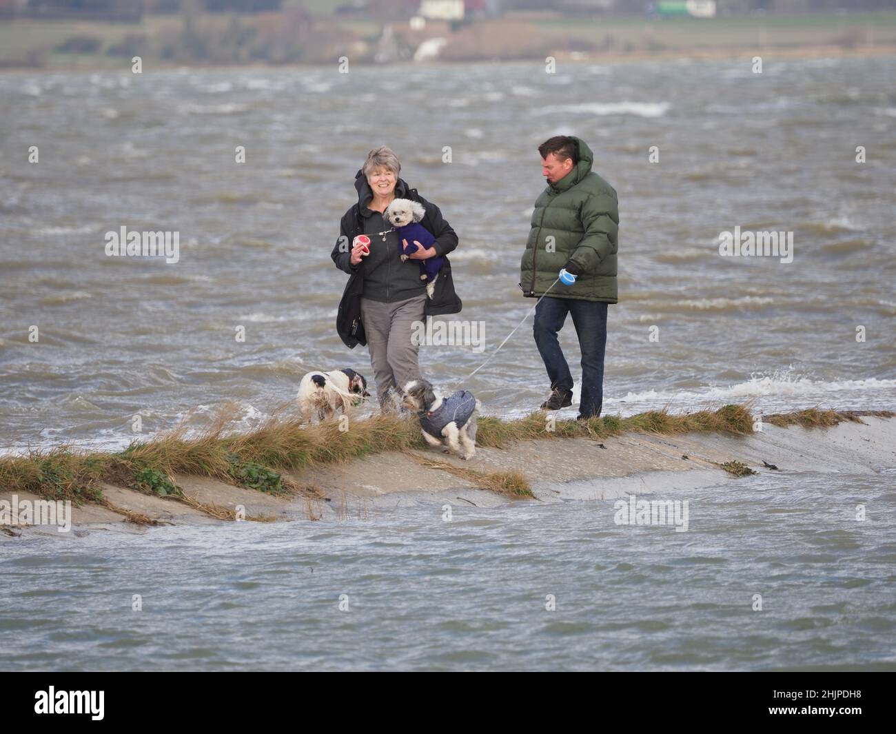Medway, Kent, UK. 31st Jan, 2022. UK Weather: a surge tide caused high ...