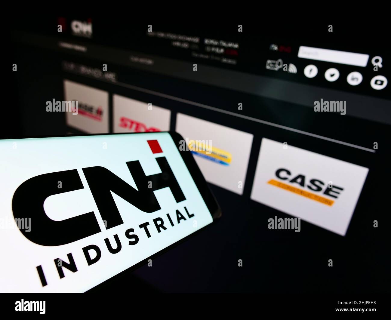 Cnh logo hi-res stock photography and images - Alamy