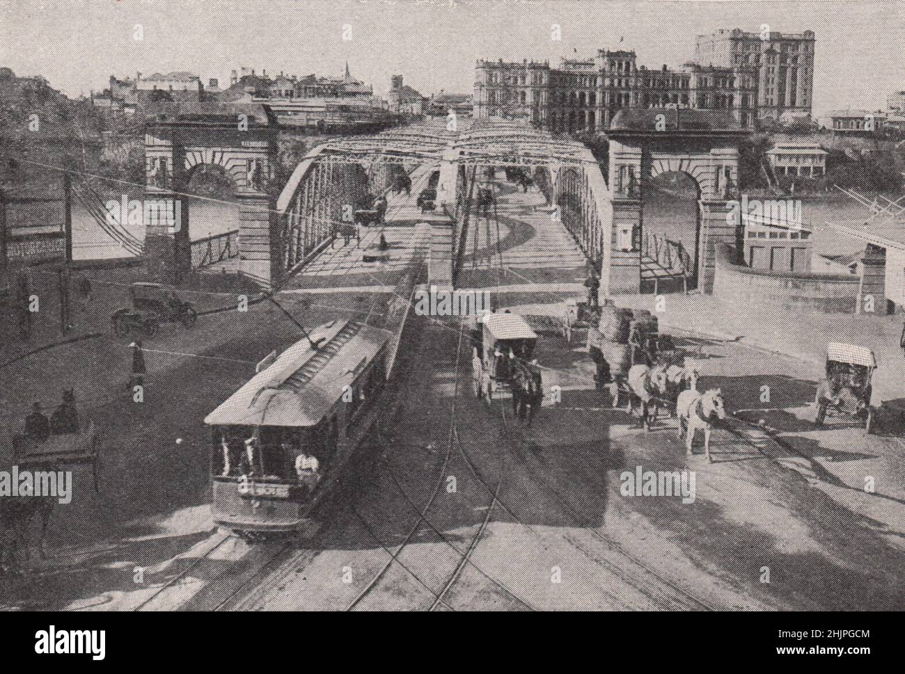 Victoria bridge, Brisbane's Artery from North to South. Queensland ...