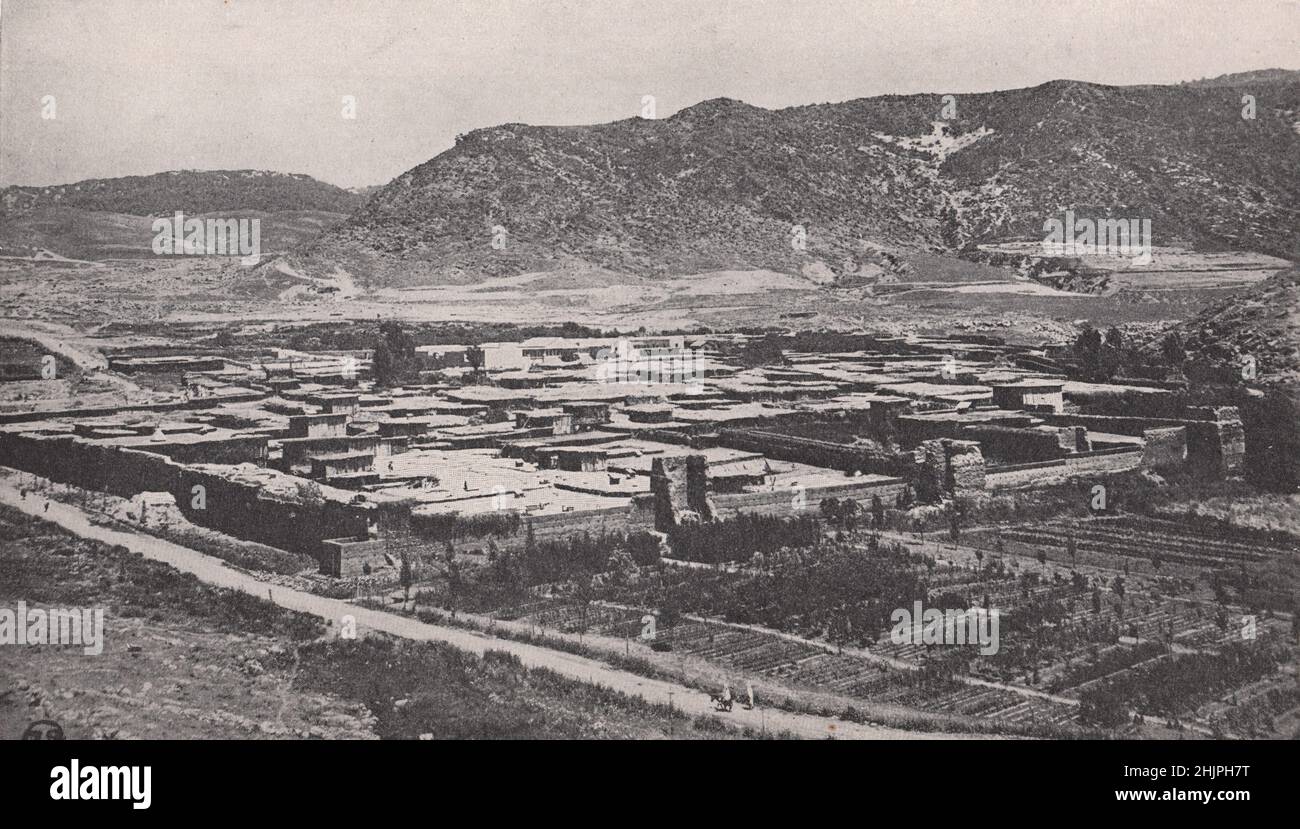 Asru and its flat-topped houses among the foothills of the middle Atlas ...