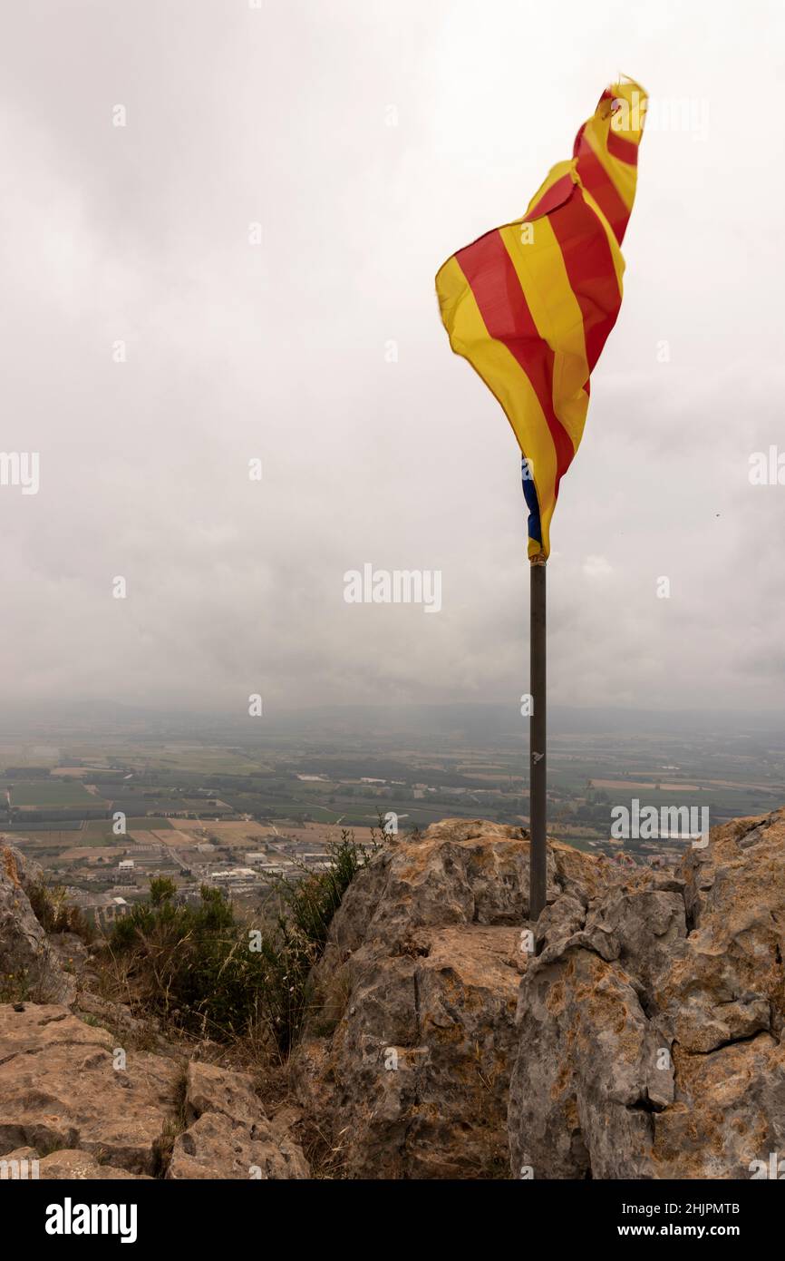 Catalonia independent movement hi-res stock photography and images - Alamy