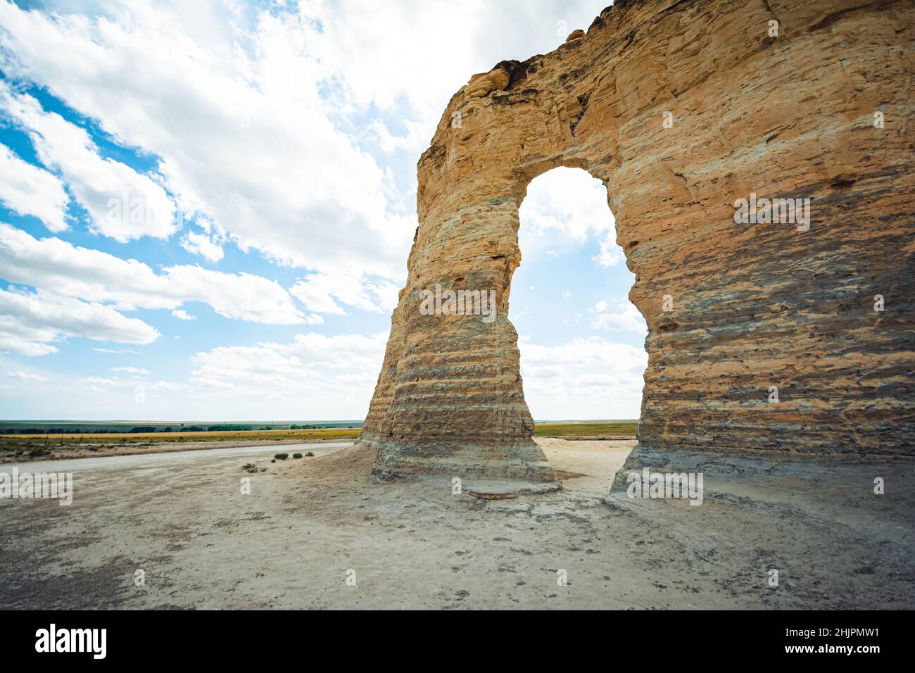 Monument rocks chalk pyramids hi-res stock photography and images - Alamy