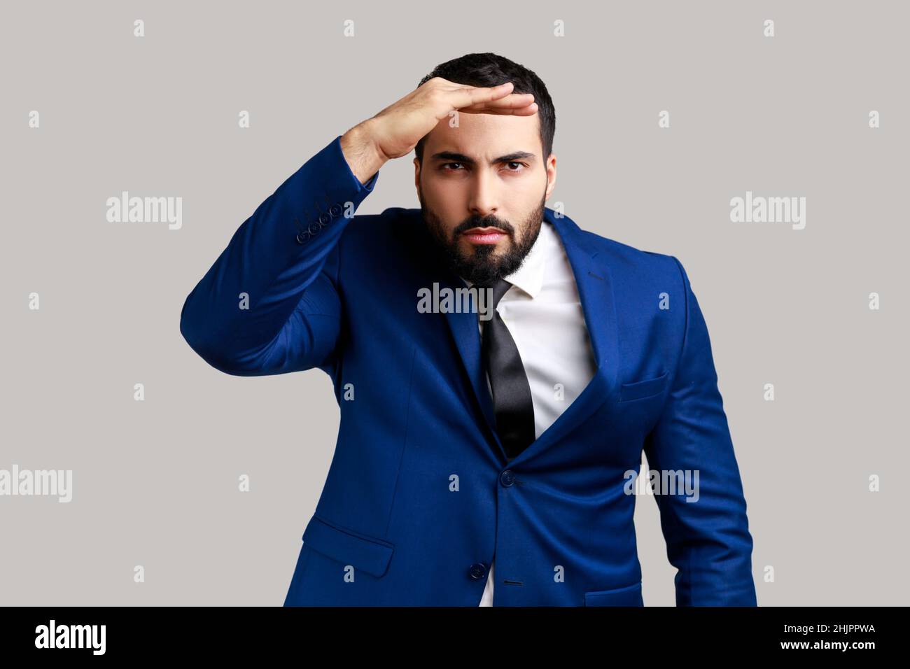 Indian man looking forward hi-res stock photography and images - Alamy
