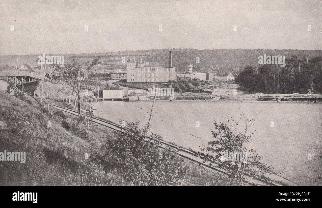 Vintage cotton mills hi-res stock photography and images - Alamy