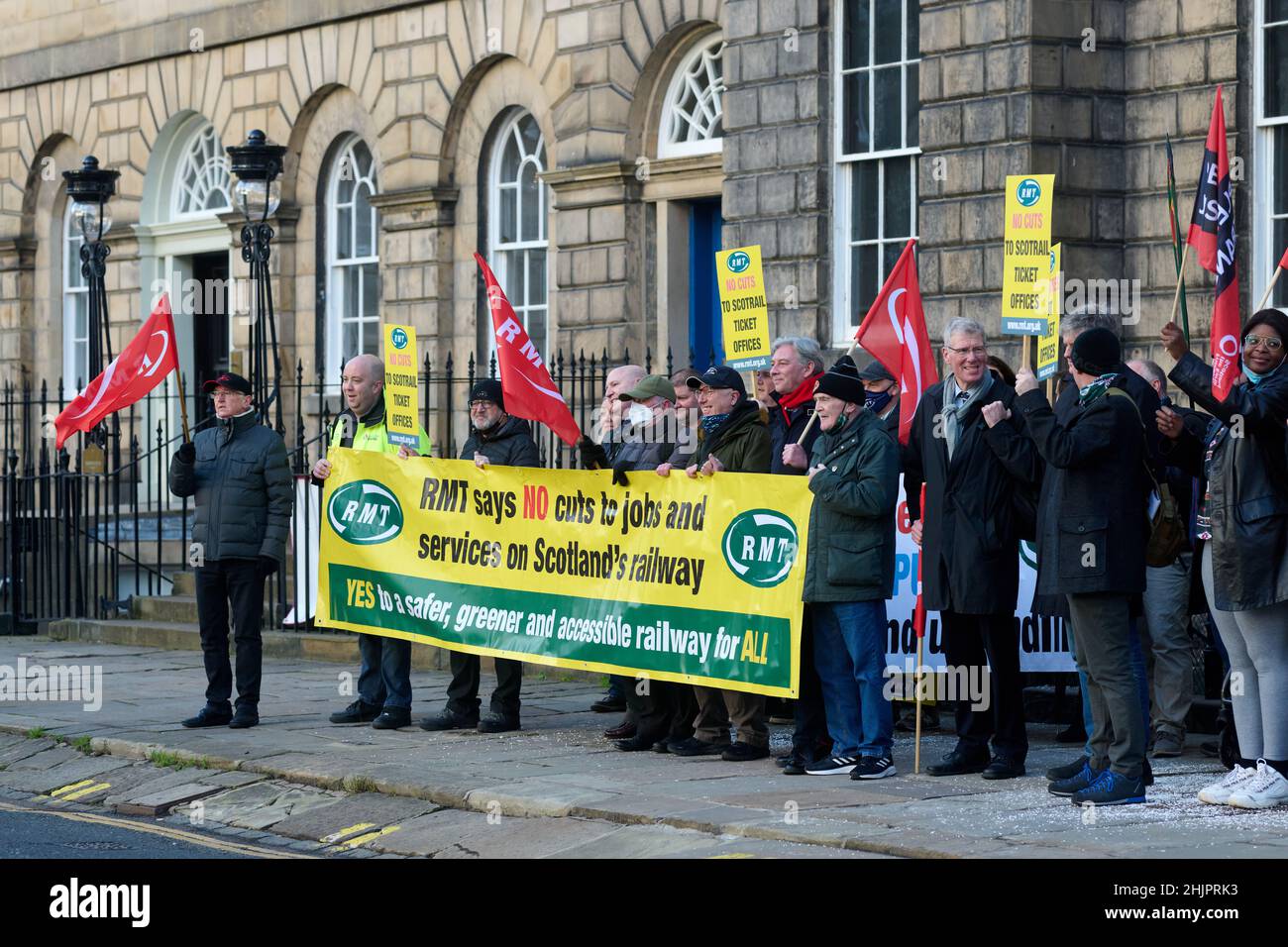 Oil and gas workers scotland hi-res stock photography and images - Alamy
