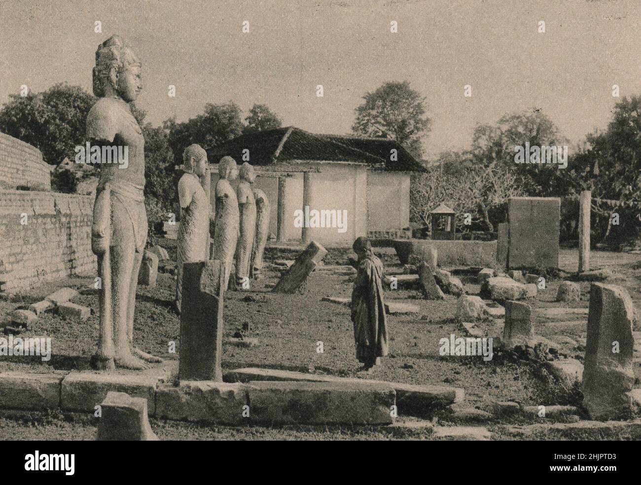 Four statues of priests and one of King Dutugemunu are among the ruins ...