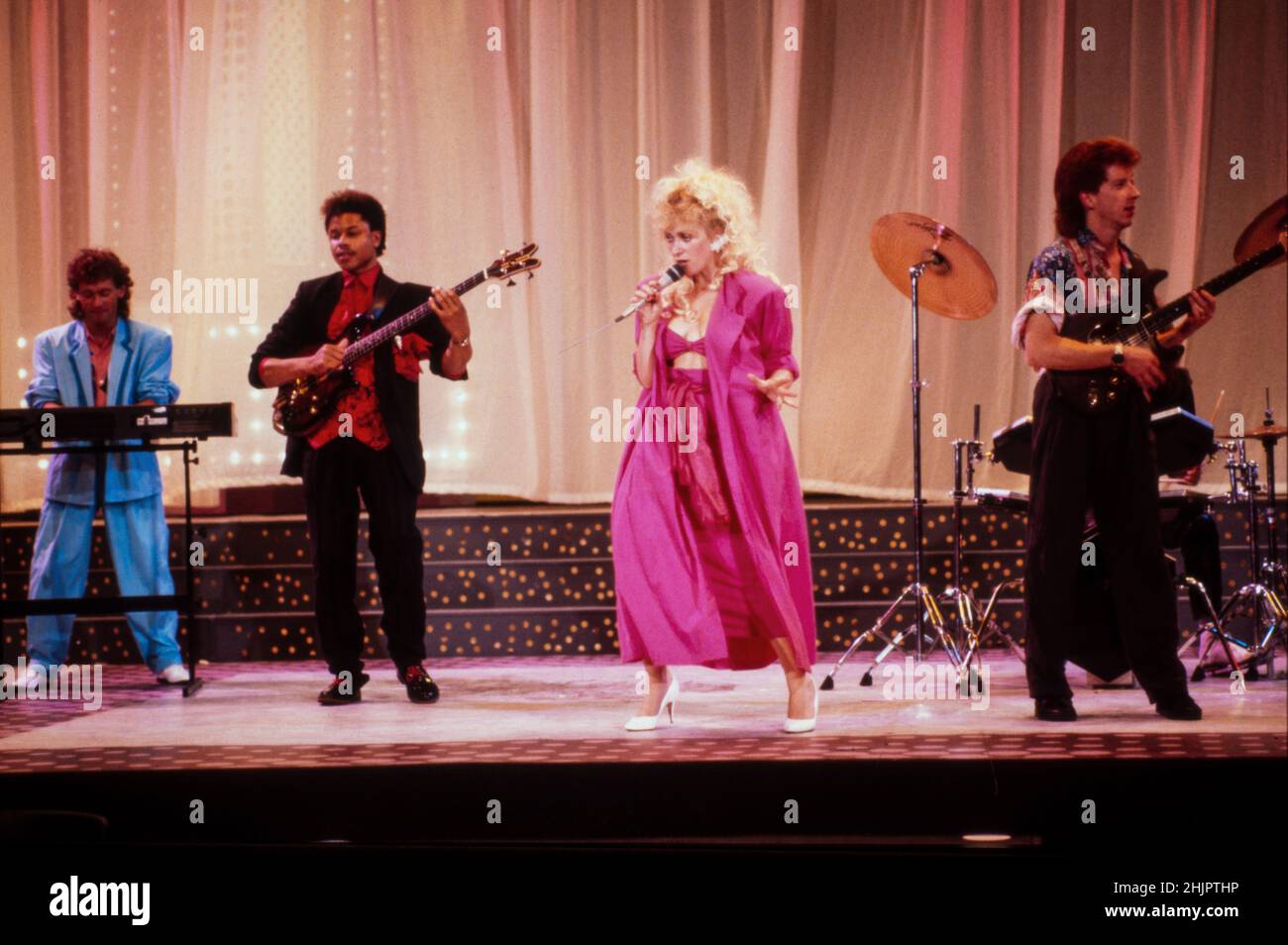 HILVERSUM, THE NETHERLANDS - SEP 19, 1986: Singer Jill Saward from ...