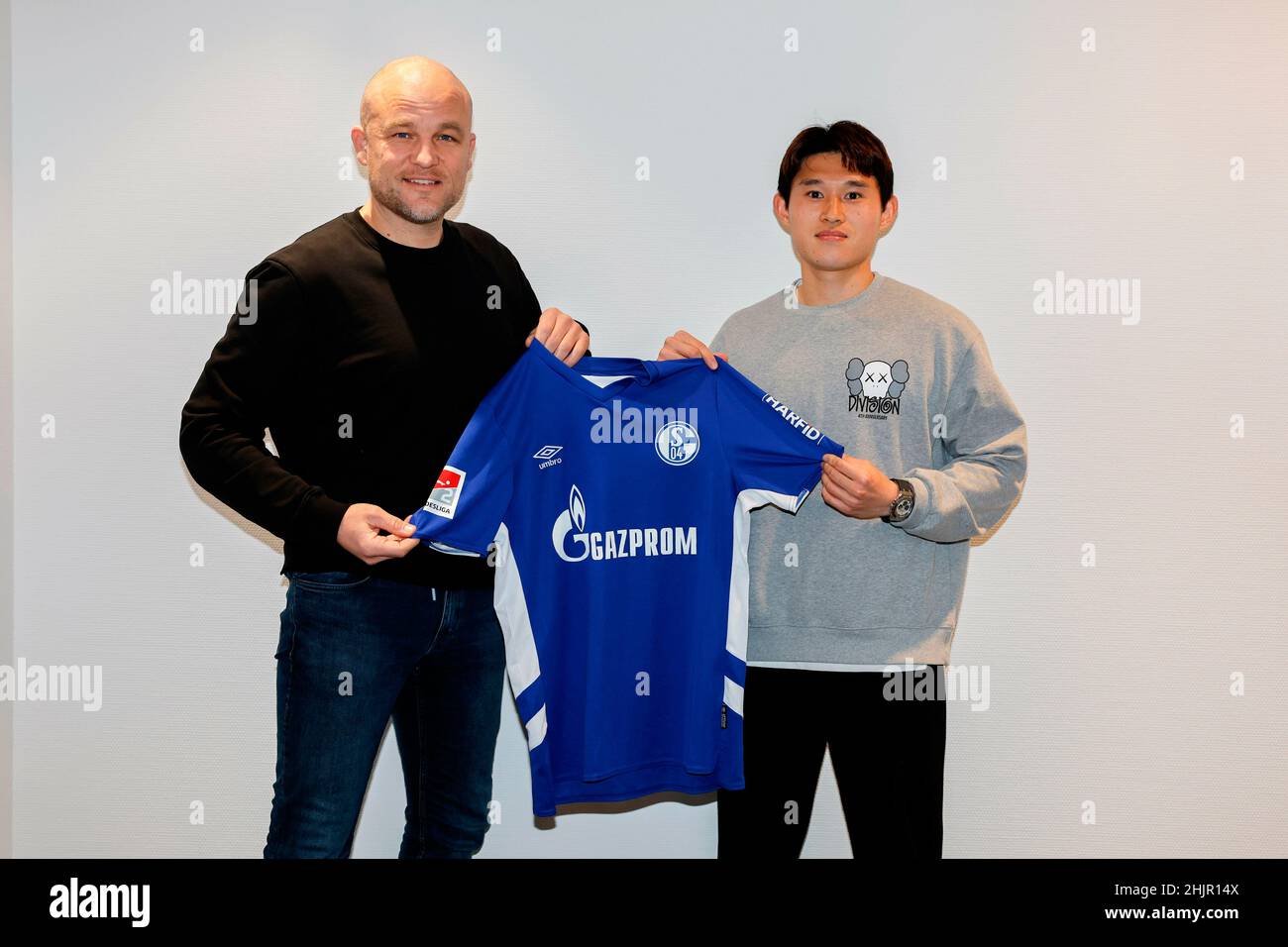 Newcomer dong gyeong lee hi-res stock photography and images - Alamy