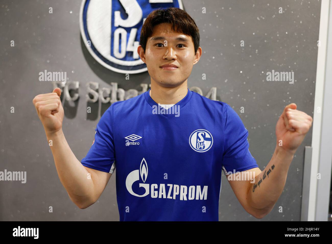 Newcomer dong gyeong lee hi-res stock photography and images - Alamy