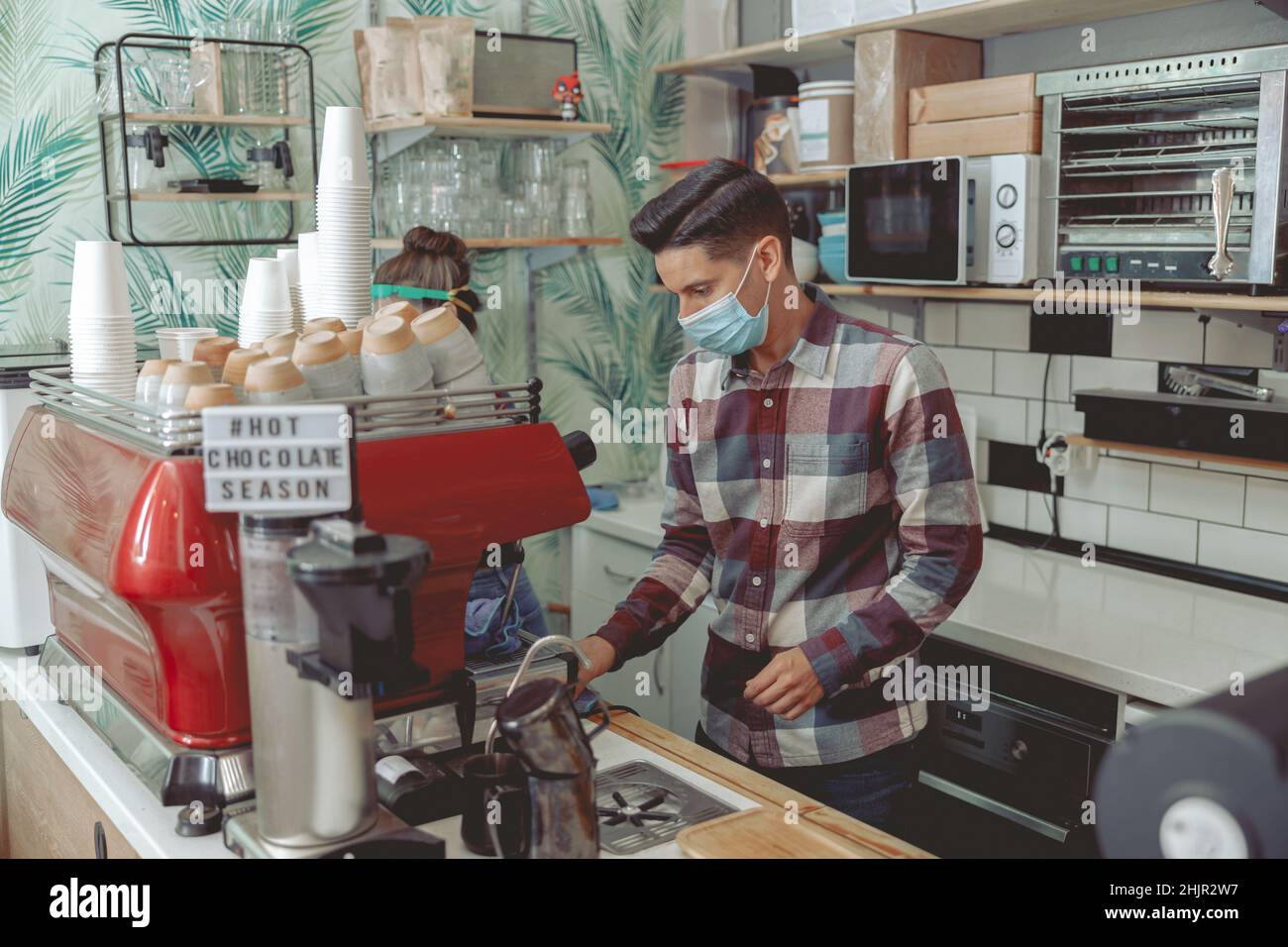Cafe server mask hi-res stock photography and images - Alamy