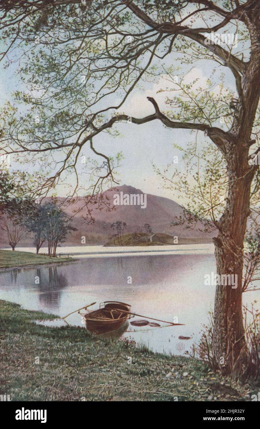 North Of Grasmere Shrine Of The English Lake Poets Helm Crag Raises north-of-grasmere-shrine-of-the-english-lake-poets-helm-crag-raises