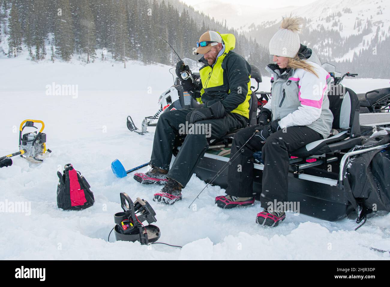Ice fishing girl hi-res stock photography and images - Alamy