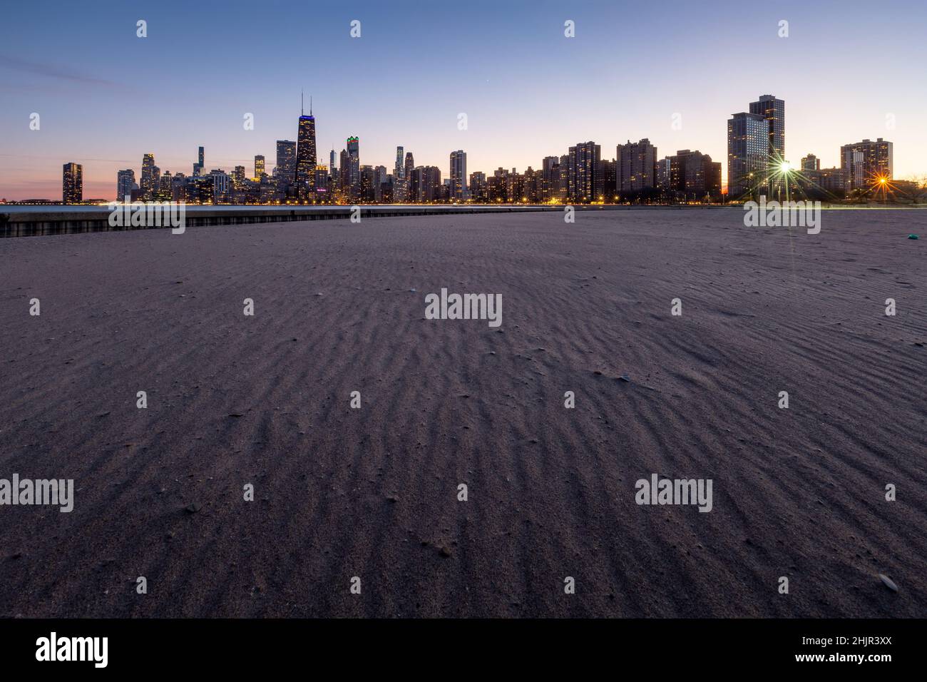Chicago skyline north avenue beach hi-res stock photography and images ...