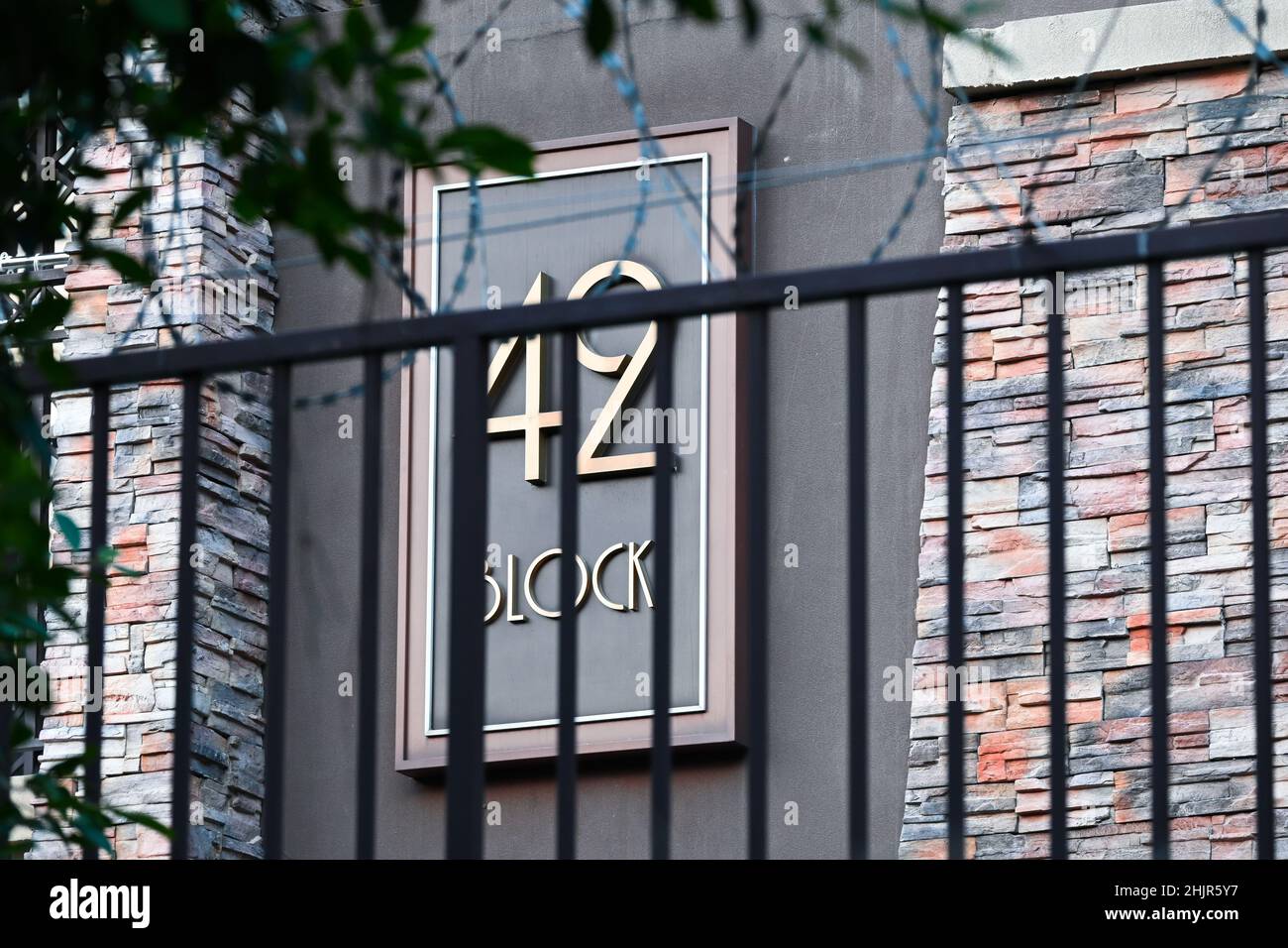 House number 42 in hi-res stock photography and images - Alamy