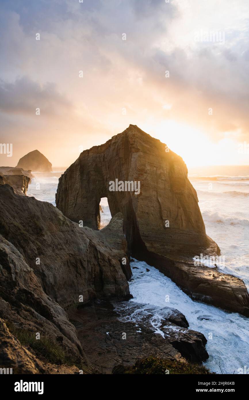 Dusky sunset hi-res stock photography and images - Alamy