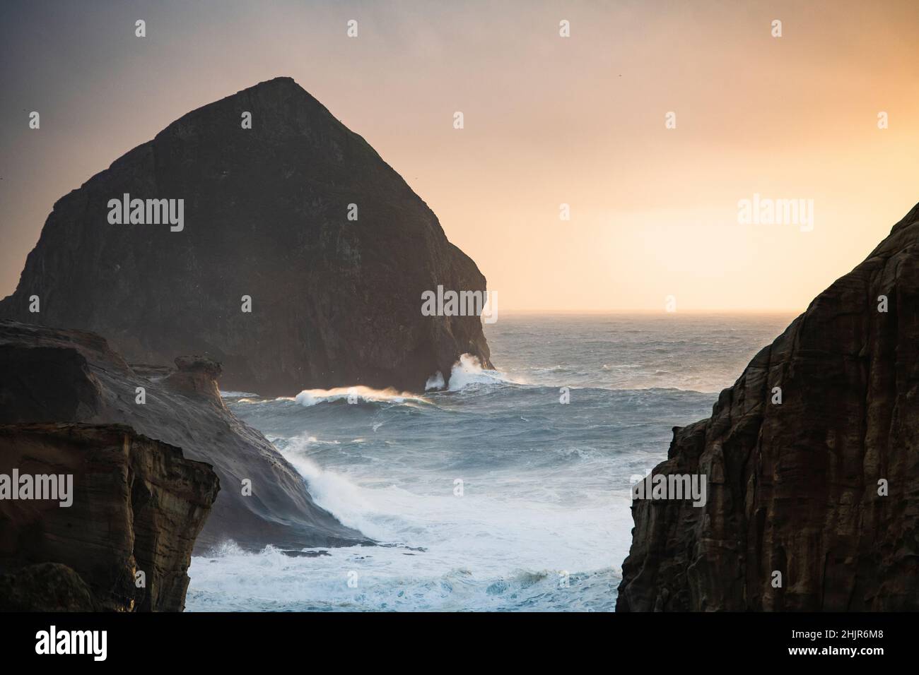 Stormy ocean waves during dusky sunset in coastal Oregon Stock Photo ...