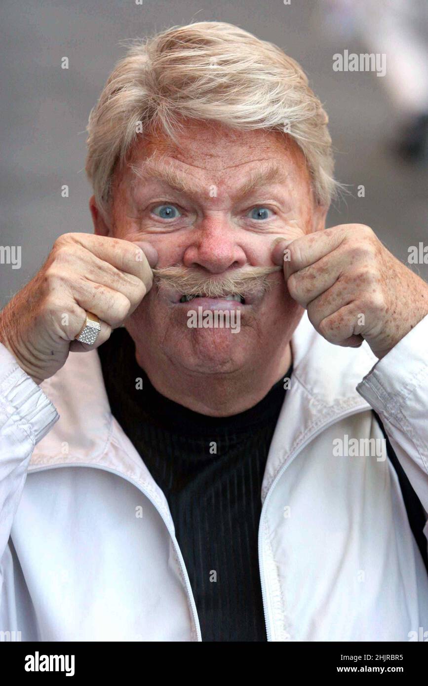 Rip sullivan hi-res stock photography and images - Alamy