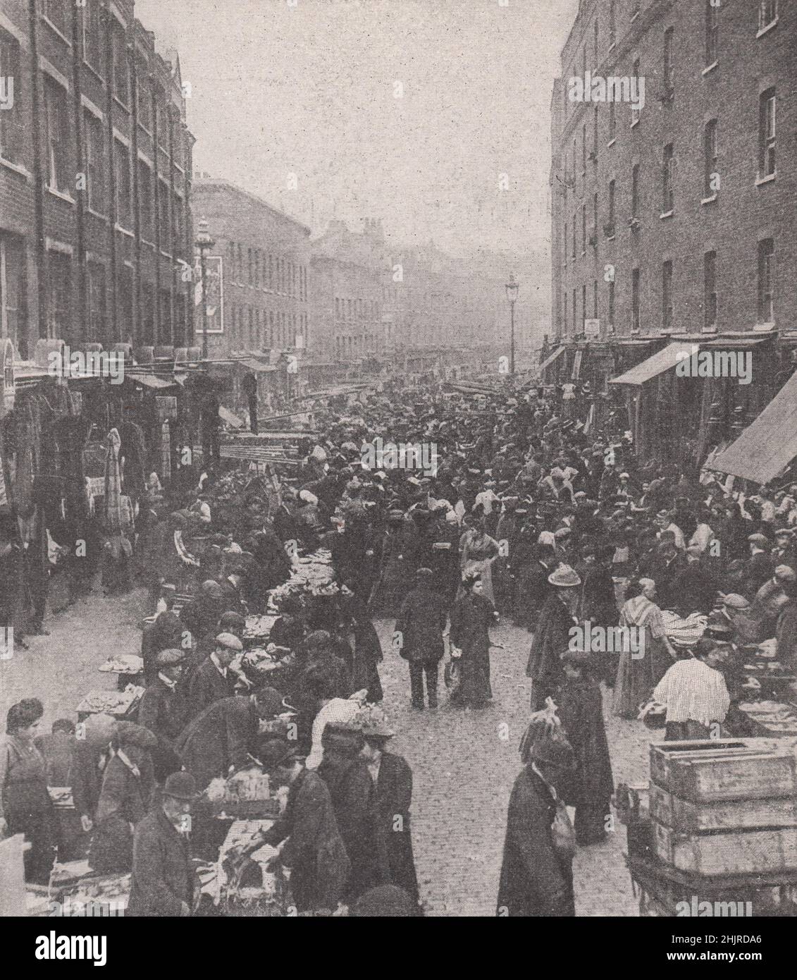 London's darker side: A Glimpse of the East End (1923 Stock Photo - Alamy