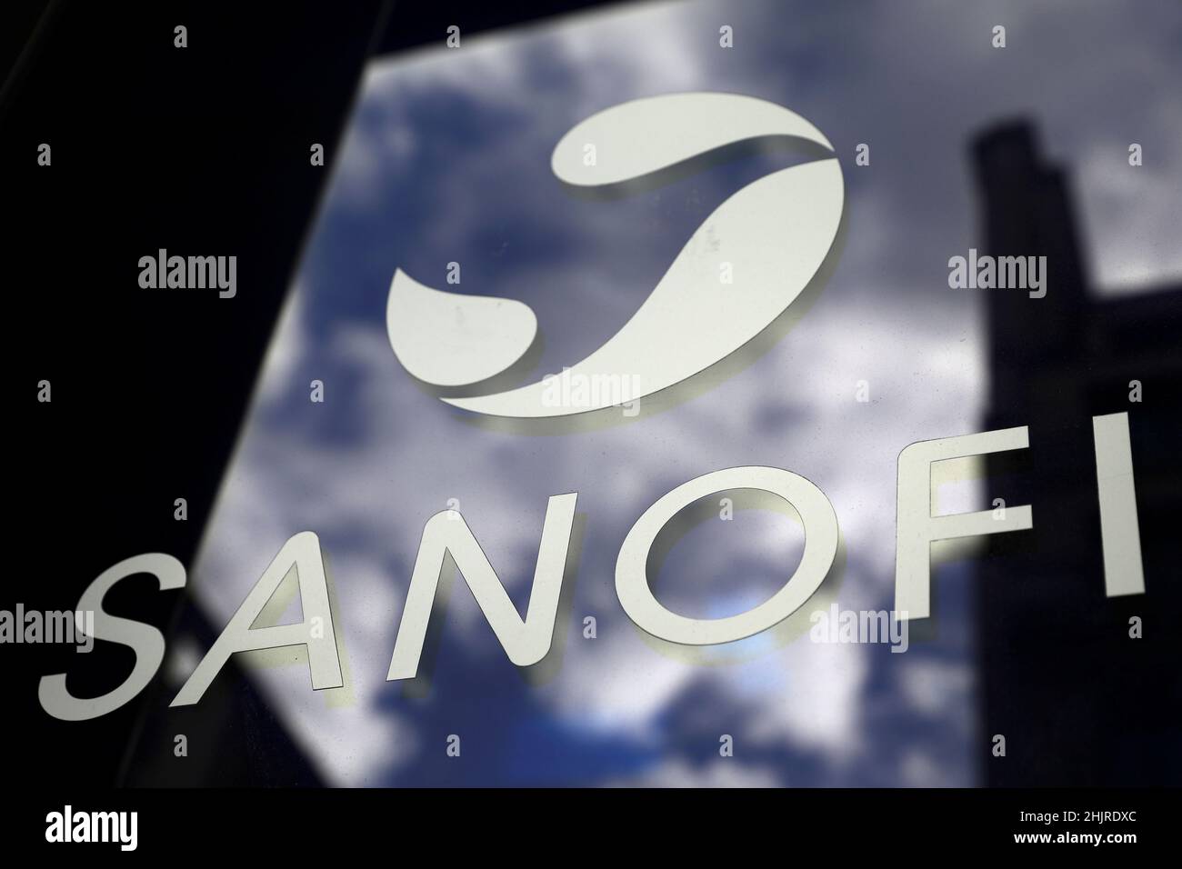 Logo of sanofi hi-res stock photography and images - Alamy