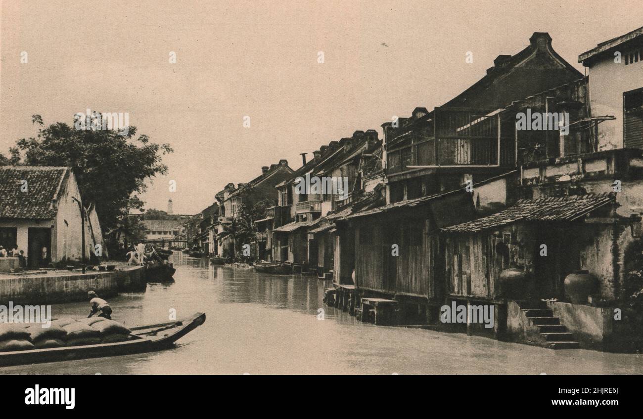 Batavia is an old part of the Dutch East Indies trade. Djakarta. Canals ...