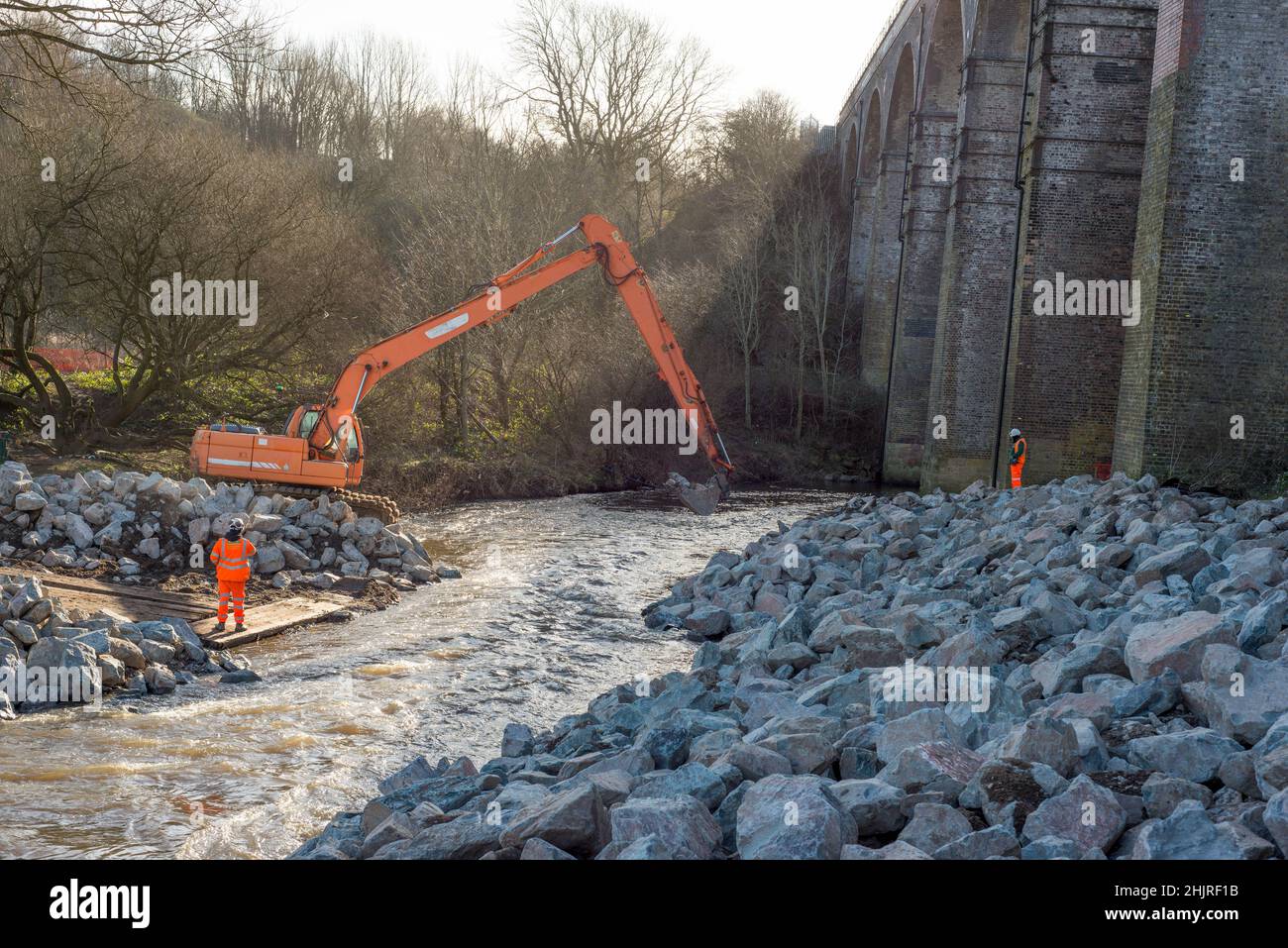 Tame valley river hi-res stock photography and images - Alamy