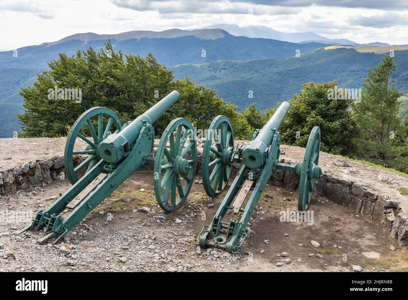Canons next to Monument of Freedom dedicated to Battle of Shipka Pass ...