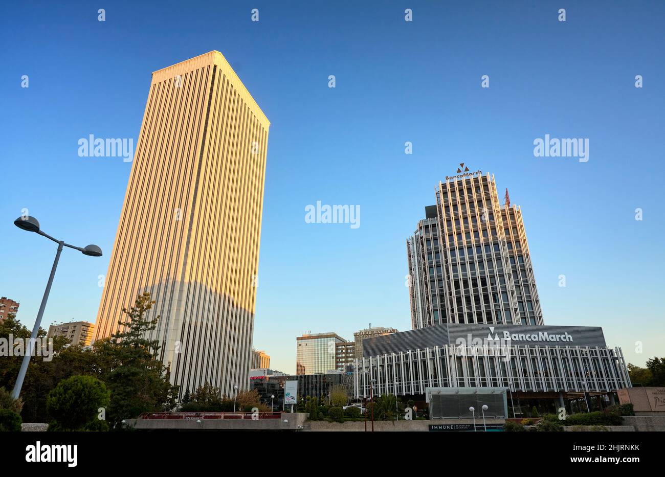 Torre Picasso (Picasso Tower) skyscraper and Banca March headquarters ...
