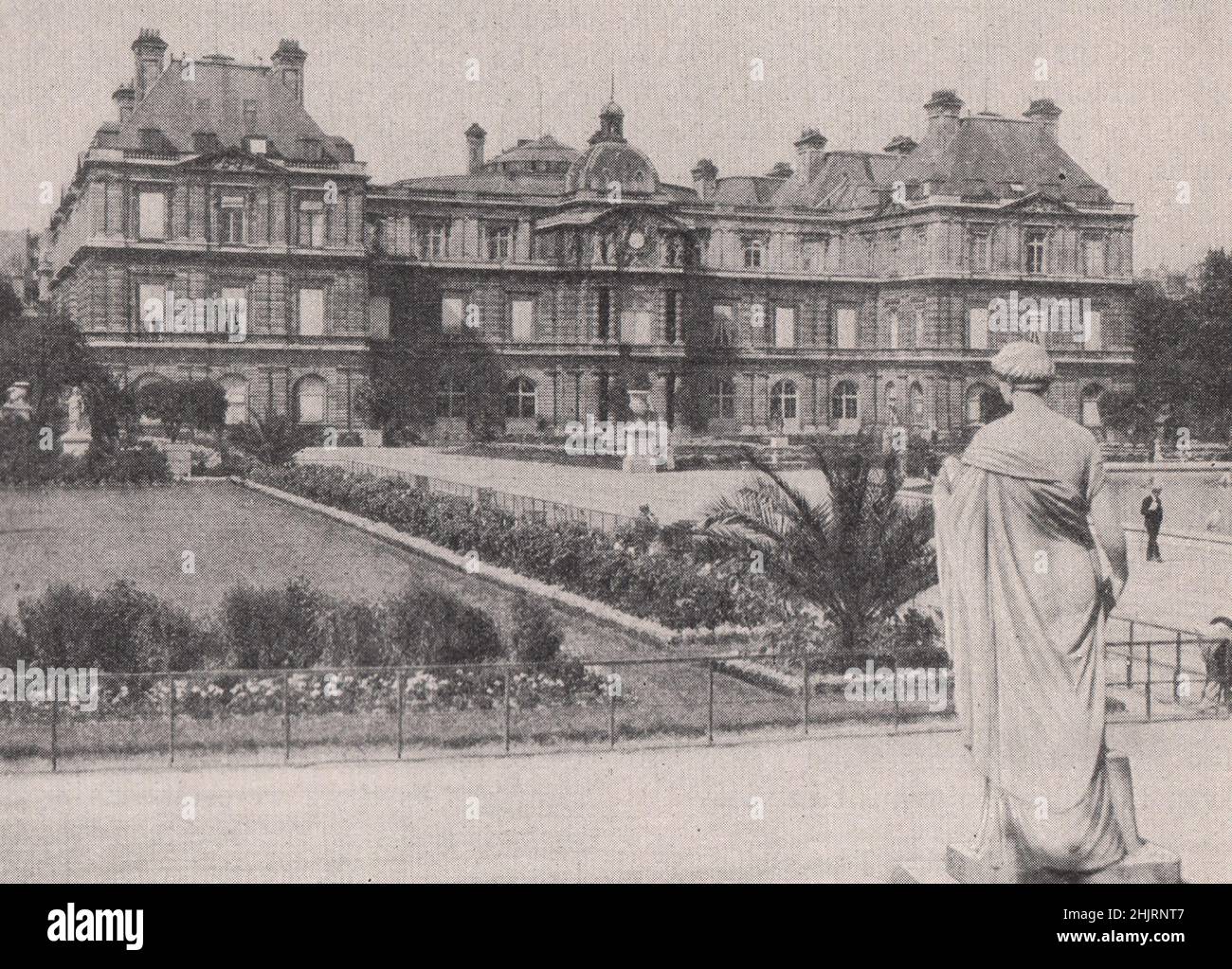 Luxembourg palace, an architectural classic of Paris. Paris (1923 Stock ...