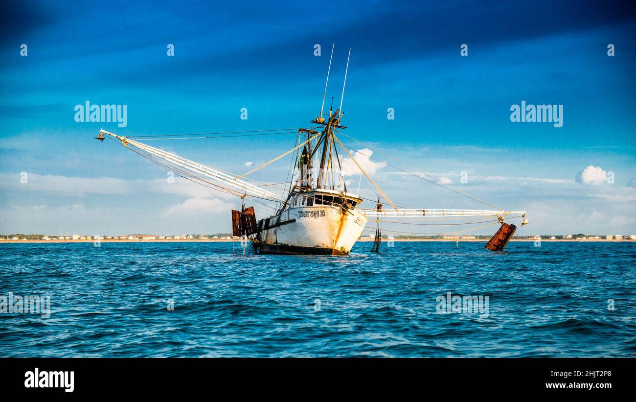 Outrigger trawler hi-res stock photography and images - Alamy
