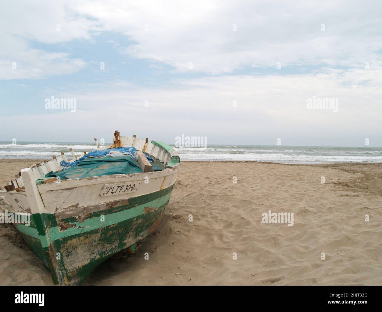 Rowboat pass hi-res stock photography and images - Alamy
