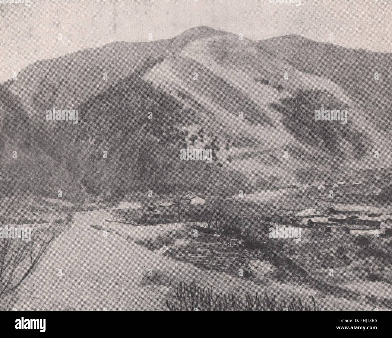 On the road to Lhasa: Yatung in the vale of Chumbi. Tibet (1923 Stock ...