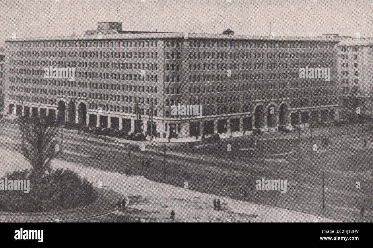 Marunouchi building, the largest office building in Japan. Tokyo (1923 ...